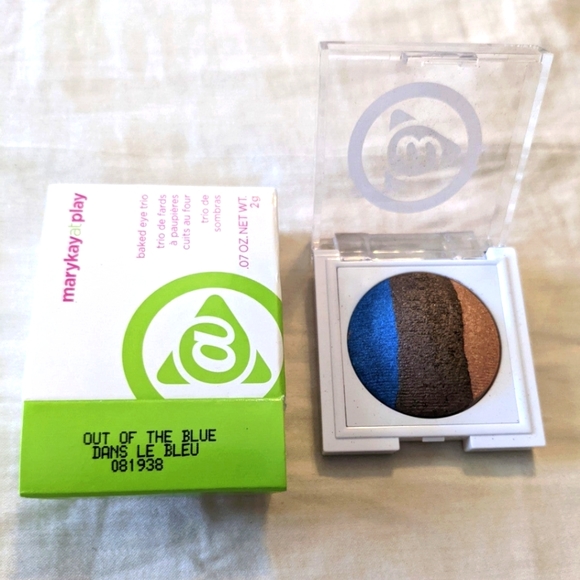 Mary Kay | Makeup | New Baked Eye Trio Out Of The Blue Mary Kay At Play ...